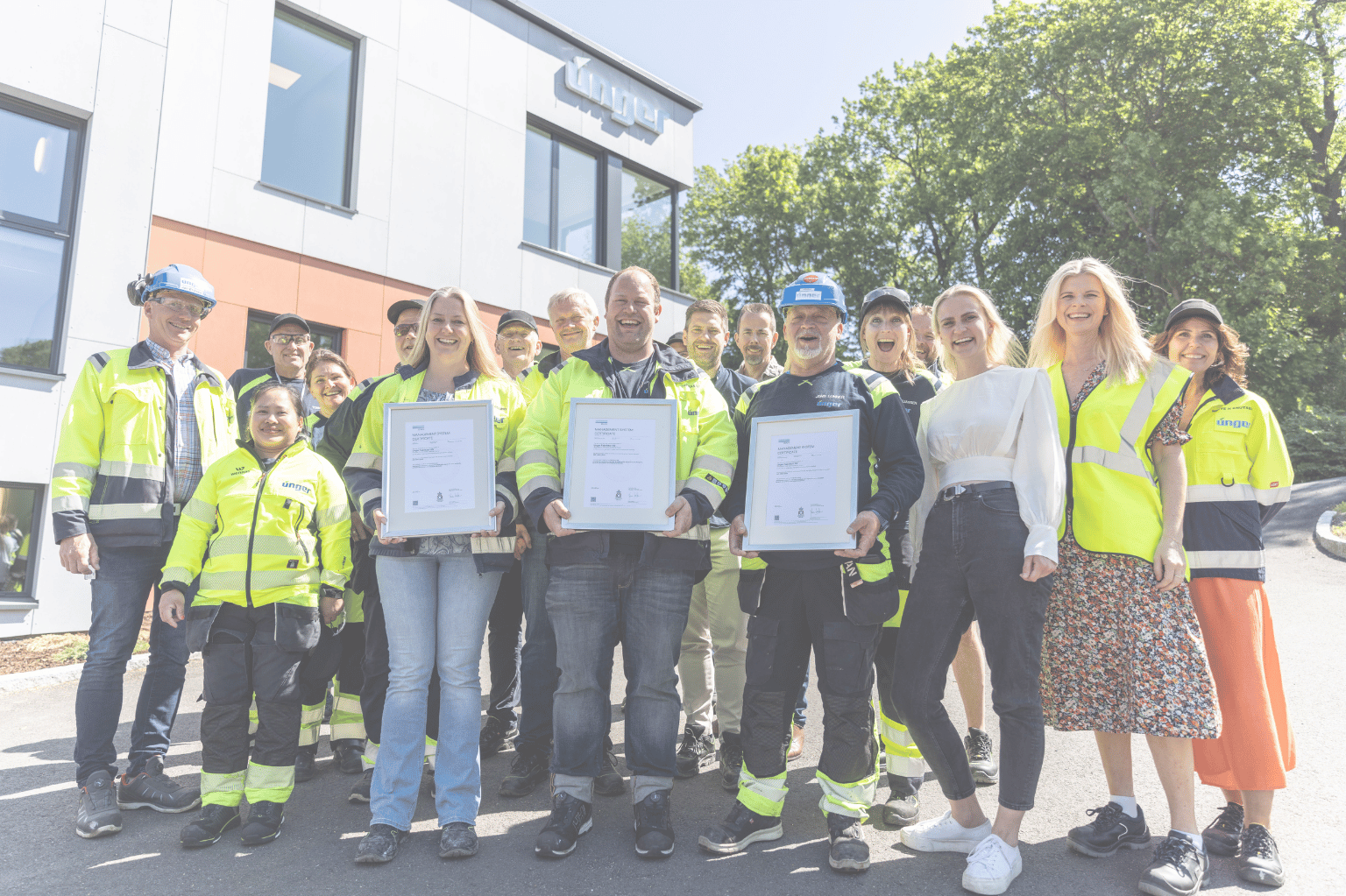 Vi feirer Ungers ISO 14001- og ISO 45001-sertifiseringer! 🌍🌱